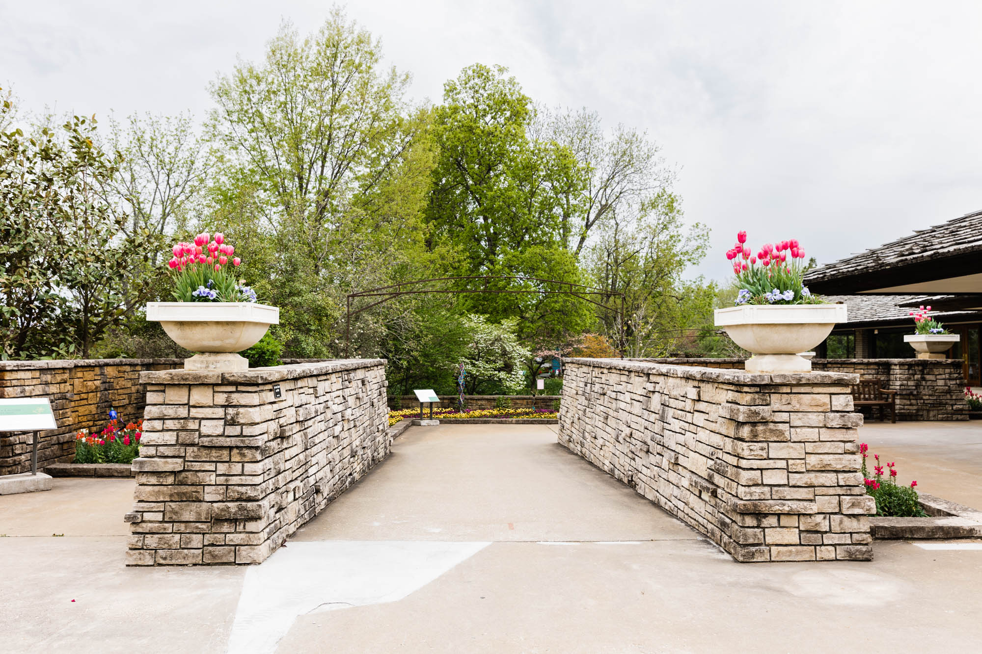 Visitor Center - Powell Gardens